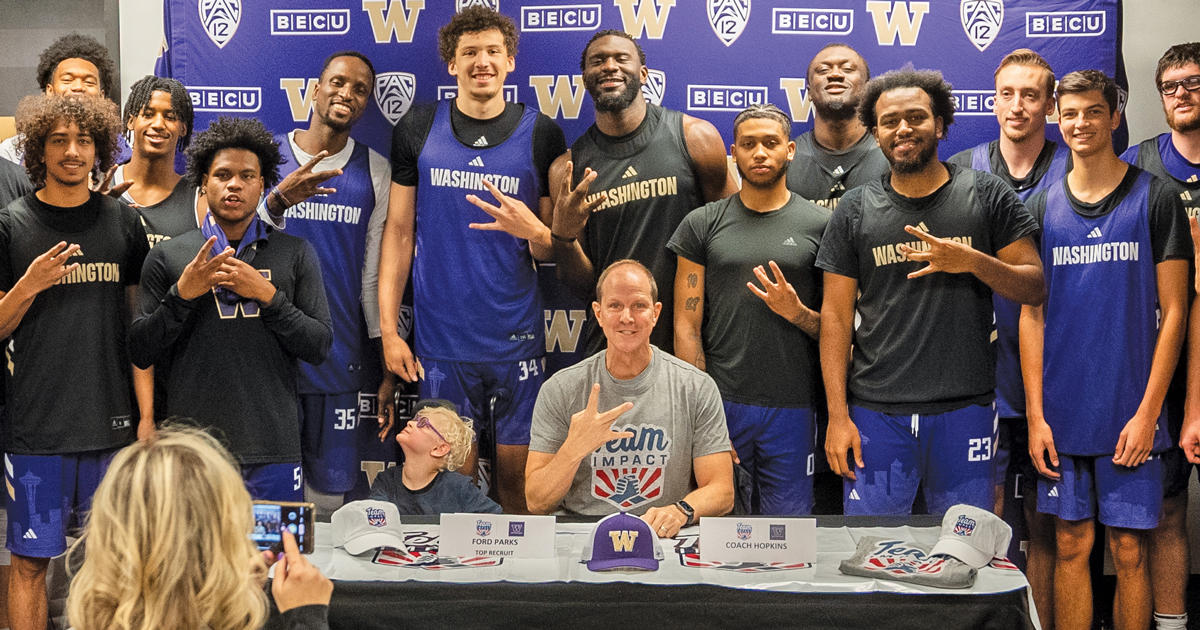 UW makes a heartwarming basketball signing | UW Magazine — University ...