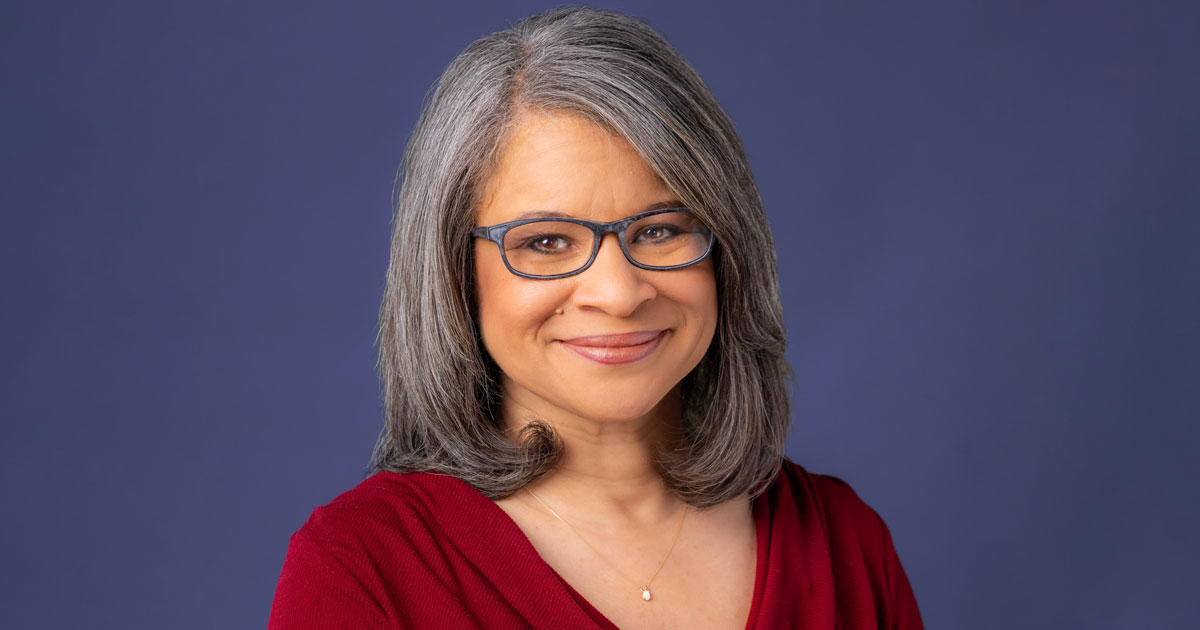 Angela King, ’94, receives Charles E. Odegaard Award for her her ...