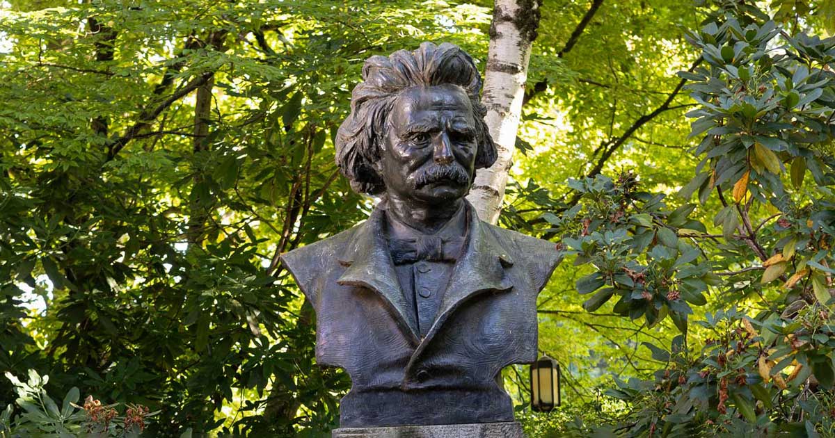 How a bust of Edvard Grieg ended up in a parking-lot-turned-garden on ...