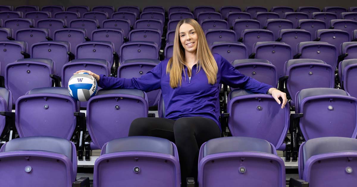 Former Husky star Krista Vansant Hendrickson returns to UW volleyball ...