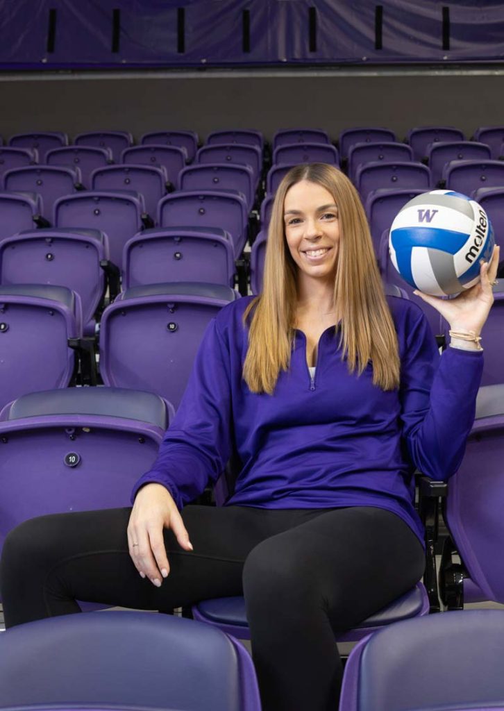 Former Husky star Krista Vansant Hendrickson returns to UW volleyball ...